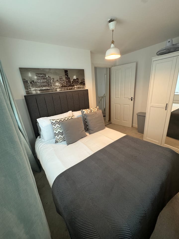 Family Home - Dartford