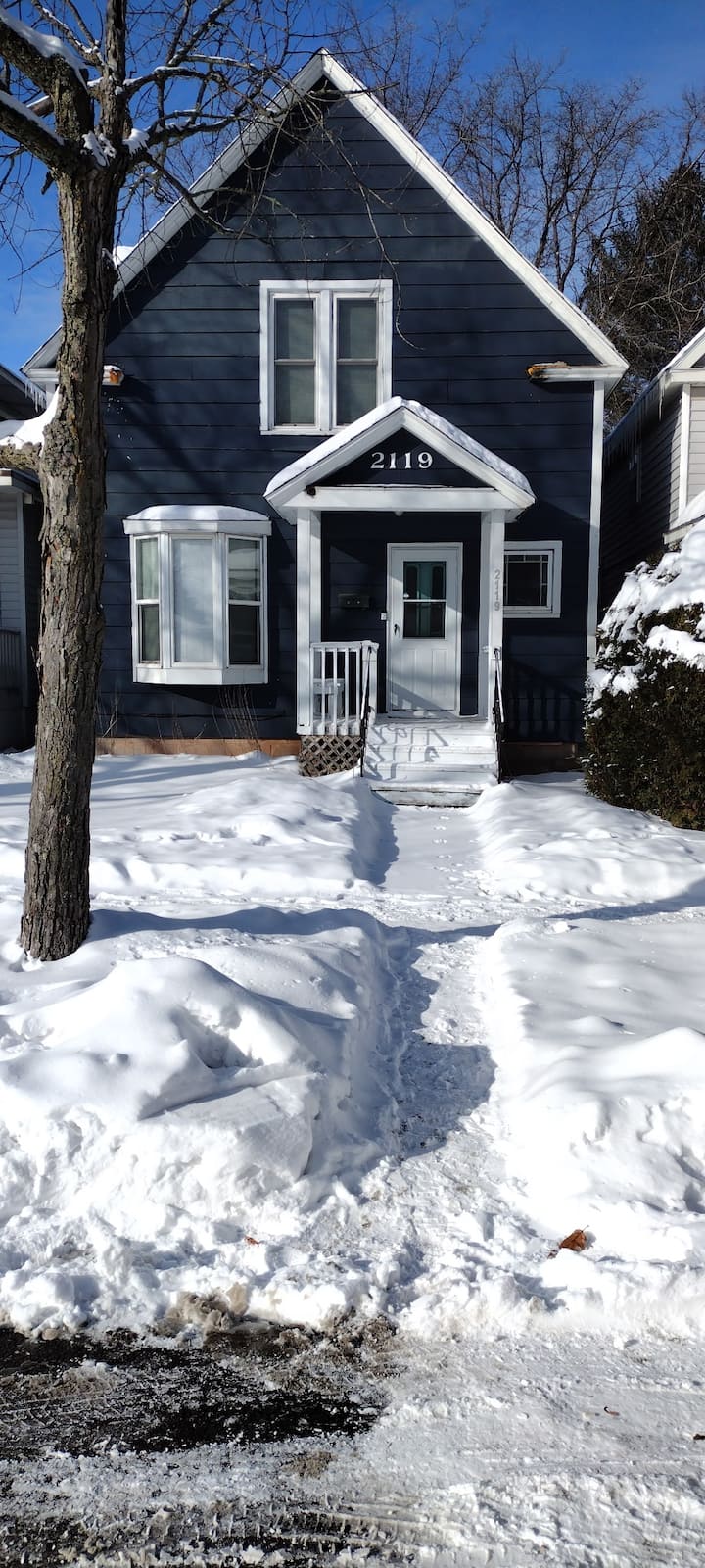 Pet Friendly Bentlyville 3 Bed/1 Bathroom! - Duluth, MN