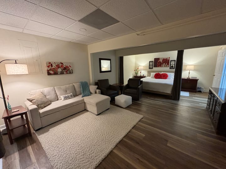 Suite #0 The Cozy Corner On College - Pulaski, TN