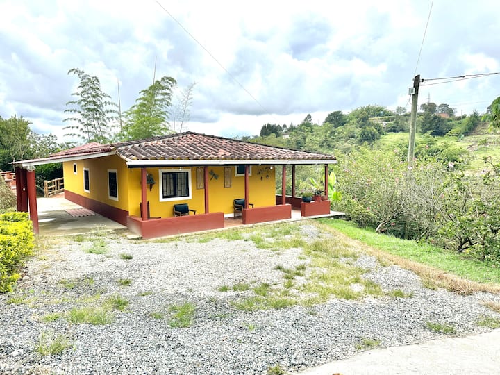 Casa De Campo Privada En Rionegro Fácil Acceso - Rionegro