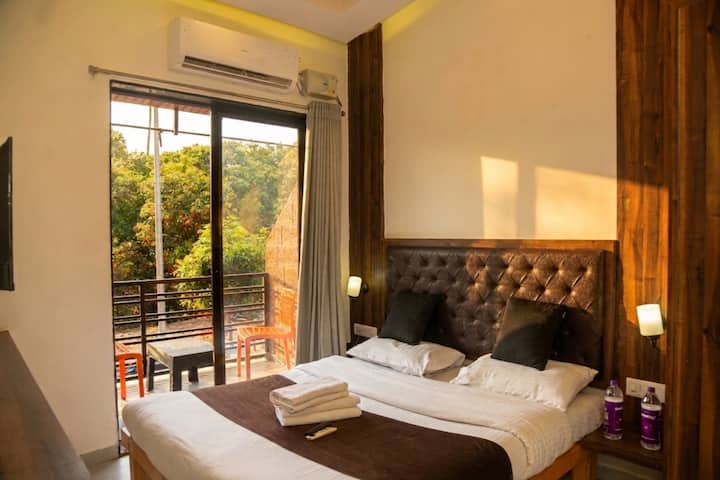 Cottage Close To Market. - Mahabaleshwar