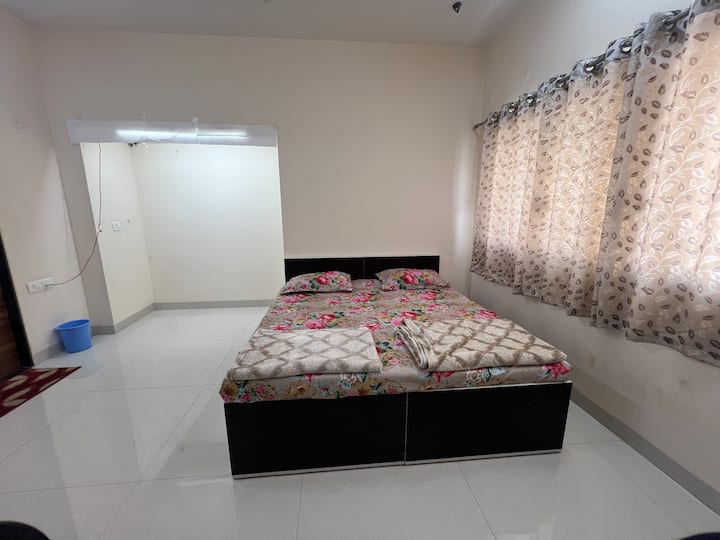 Ultra Luxurious Service Apt - Aurangabad