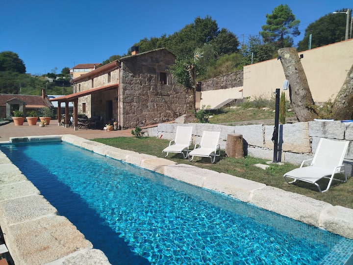 Comfortable Maison De Compagne  Piscine Spectac - Covelo