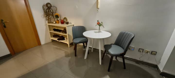 Habitación Cama Doble, Con Llave,wifi Y Televisor - Terrassa