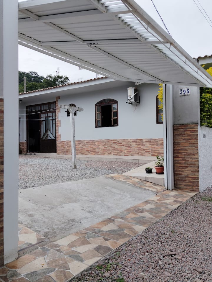 A 20 Minutos Da Capital Florianópolis,  Em Palhoça - Palhoça