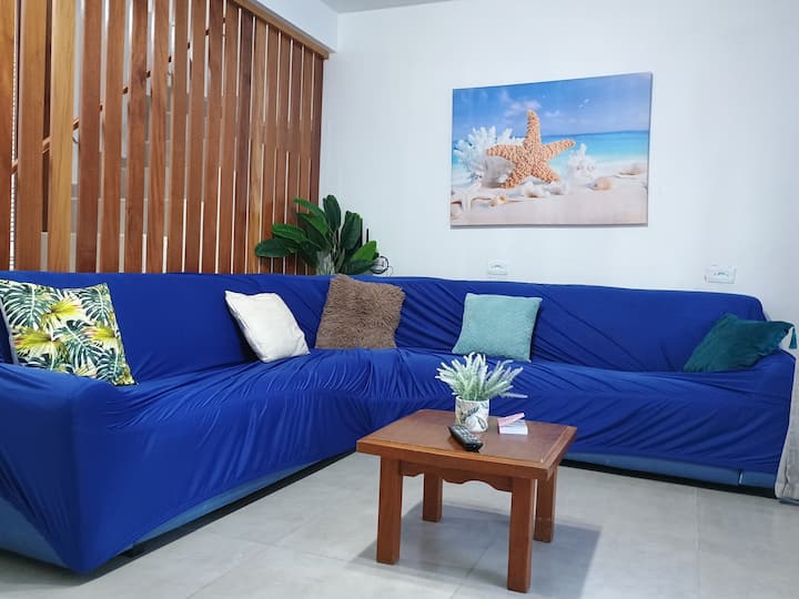 Promoção Maio.
Sobrado Com Muito Conforto! - Guaratuba