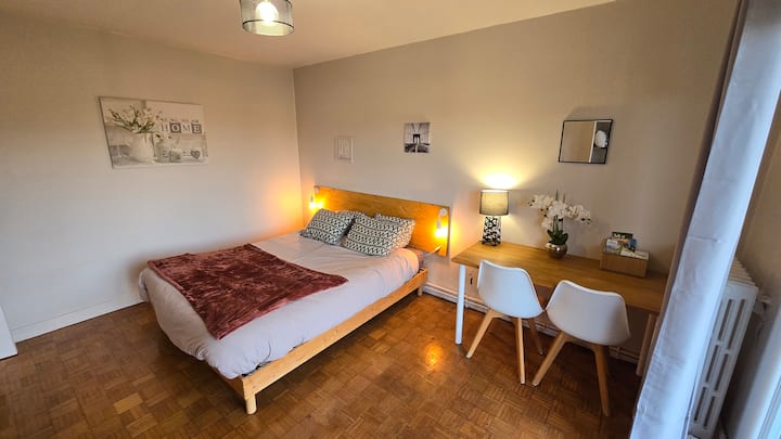 Grand Studio Avec Terrasse - Sainte-Fortunade