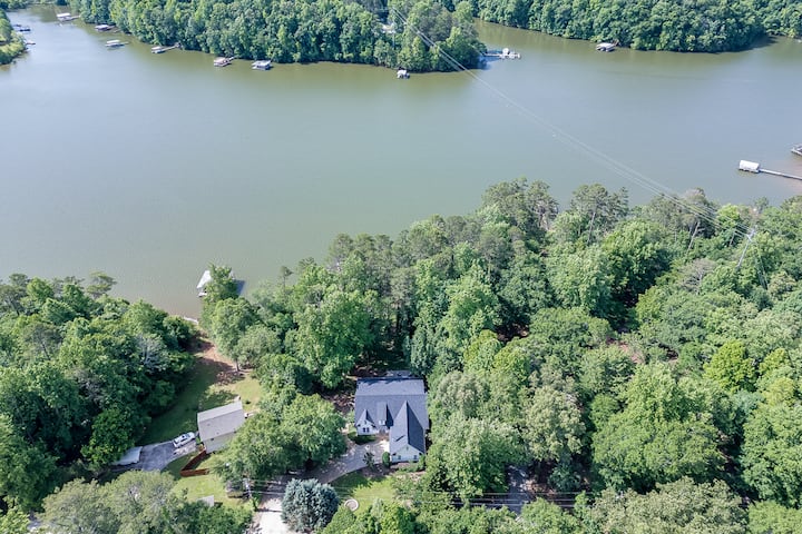 Lake House-promo! Views,dock,hot Tub, Family Fave - Dahlonega, GA
