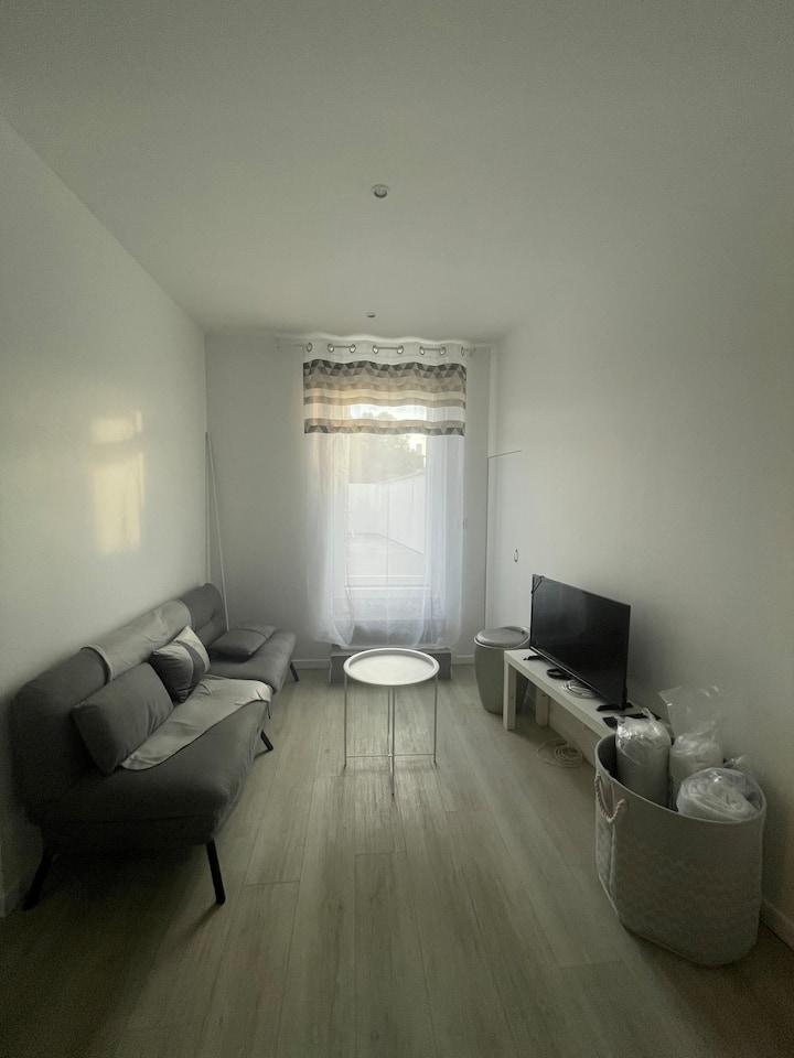 T2 Proche Centre Et Terrasse - Bayonne