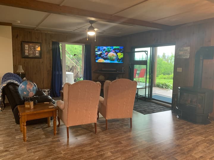 Valhalla ! Mountain River Bliss-entire Lower Level - Mattawa