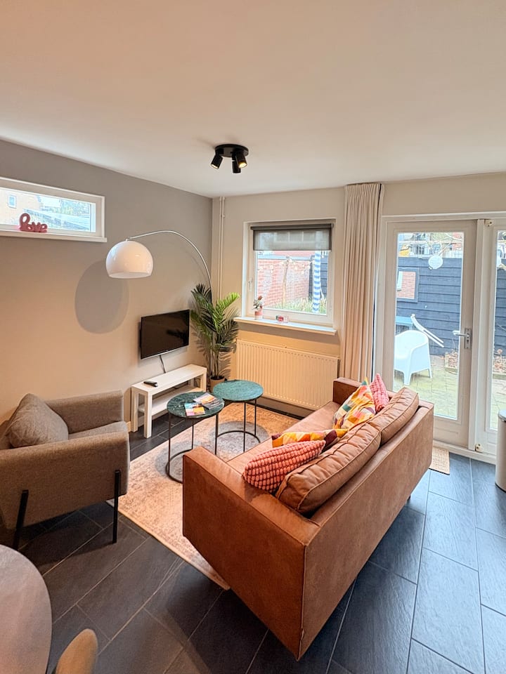 Tuinhuis Sophie Incl Parkeren, Dichtbij Het Strand - Noordwijk aan Zee