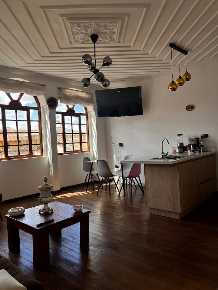 Hermoso Departamento Centro Histórico Cuenca - Cuenca