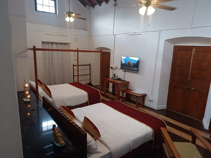 The Panchu Luxury Stay - Diamond Room - 