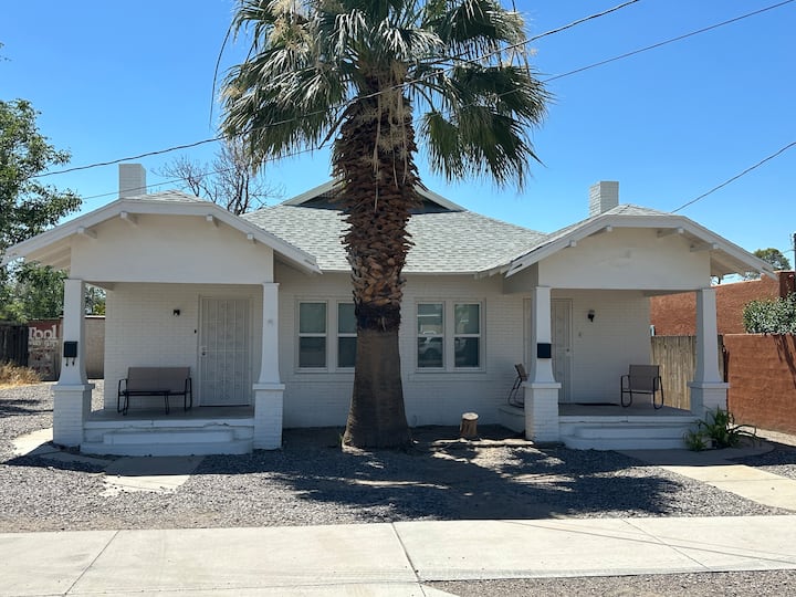 Remodeled 2 Bedroom Duplex - Safford, AZ
