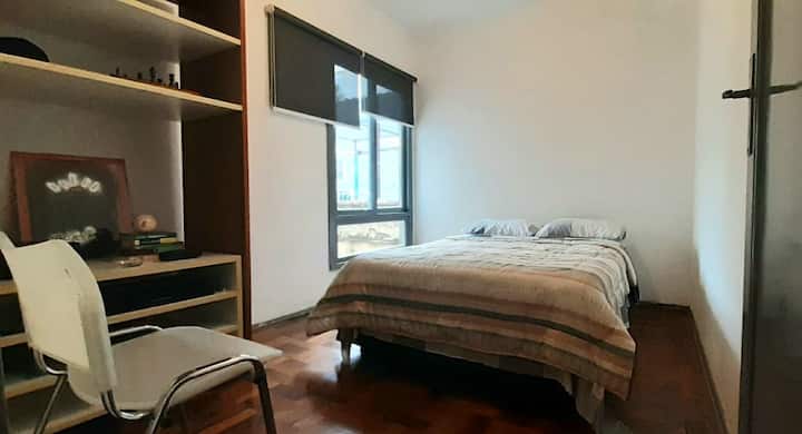 Quarto Em Apto. Compartilhado - Porto Alegre