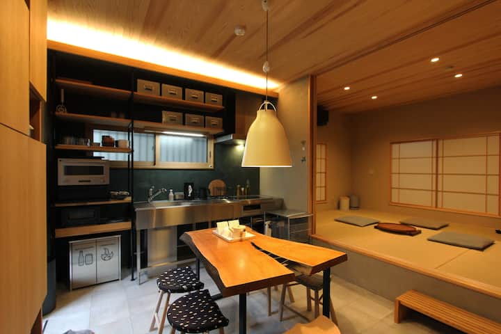 貸切2階建てヴィラ｜浅草・錦糸町近くの東京滞在型デザイナーズ宿 - Tokyo