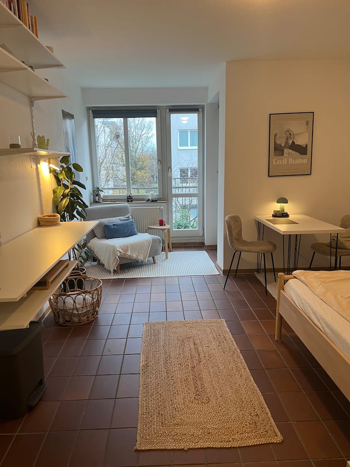 Schöne Einzimmerwohnung - Cologne