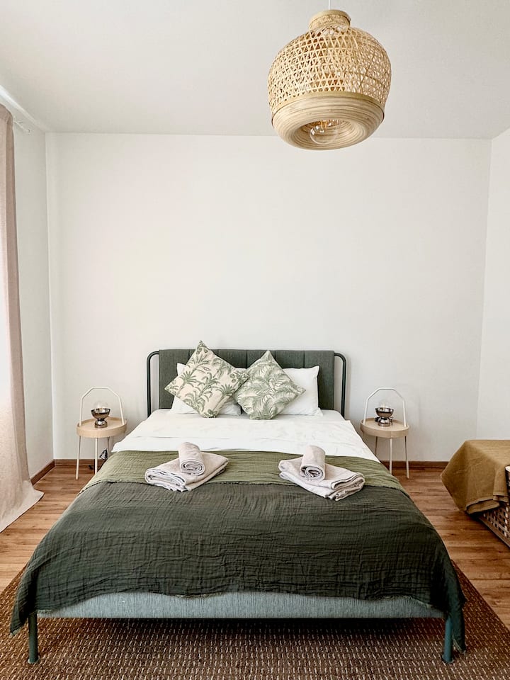 Sunny Apartment In Vienna - Viena