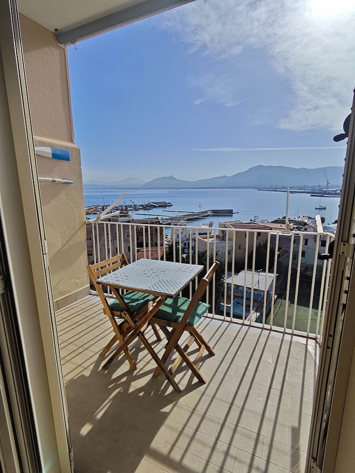 Le Balcon Avec Vue Sur La Mer - Parking Gratuits - Palerme
