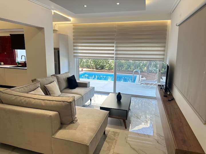 Cherry Luxury House With Pool - Milos