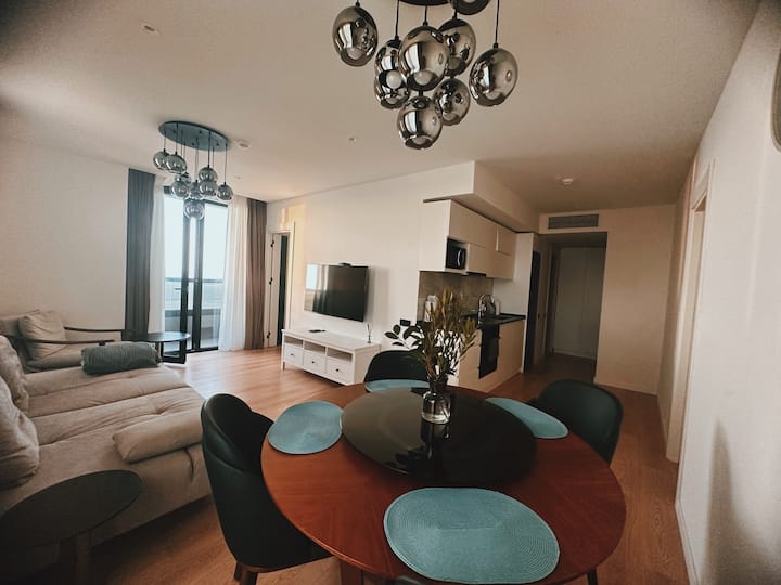 Prestigio Apart With 2 Bedrooms - Batumi