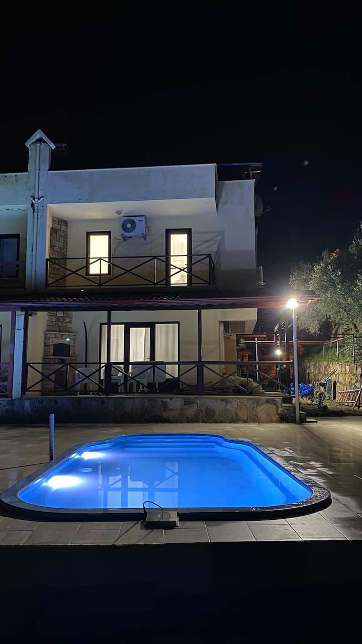 Duplex Villa By The Sea With Private Pool - Altinoluk