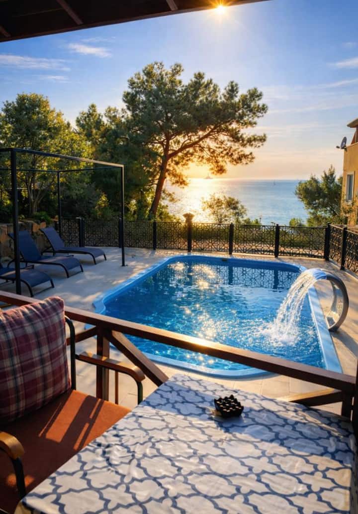 Duplex Villa By The Sea With Private Pool - Altinoluk