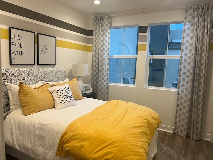 Modern And Comfortable Place - San Diego, CA