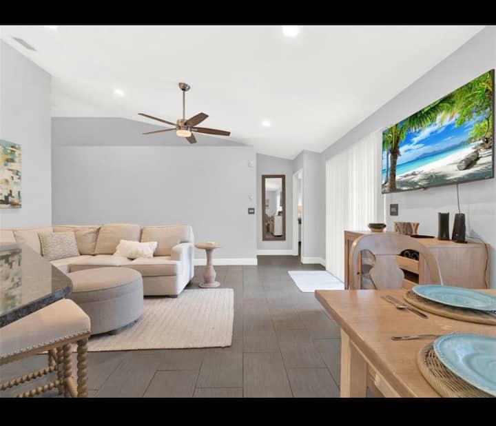 Airline Theme Block To Beach & Town W/ Heated Pool - New Smyrna Beach, FL
