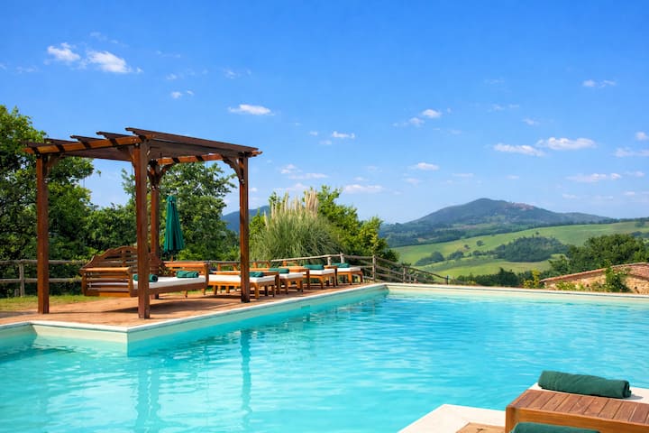 Poggialto Panorama à Couper Le Souffle, Spa De Lux - Italy