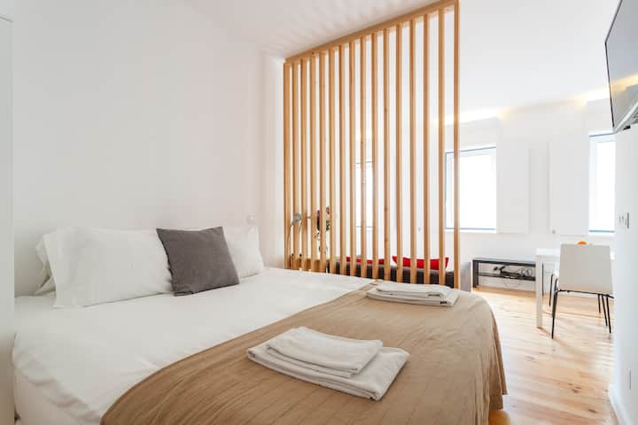 Renovated Peaceful Studio W/ac - 1e - Bobadela