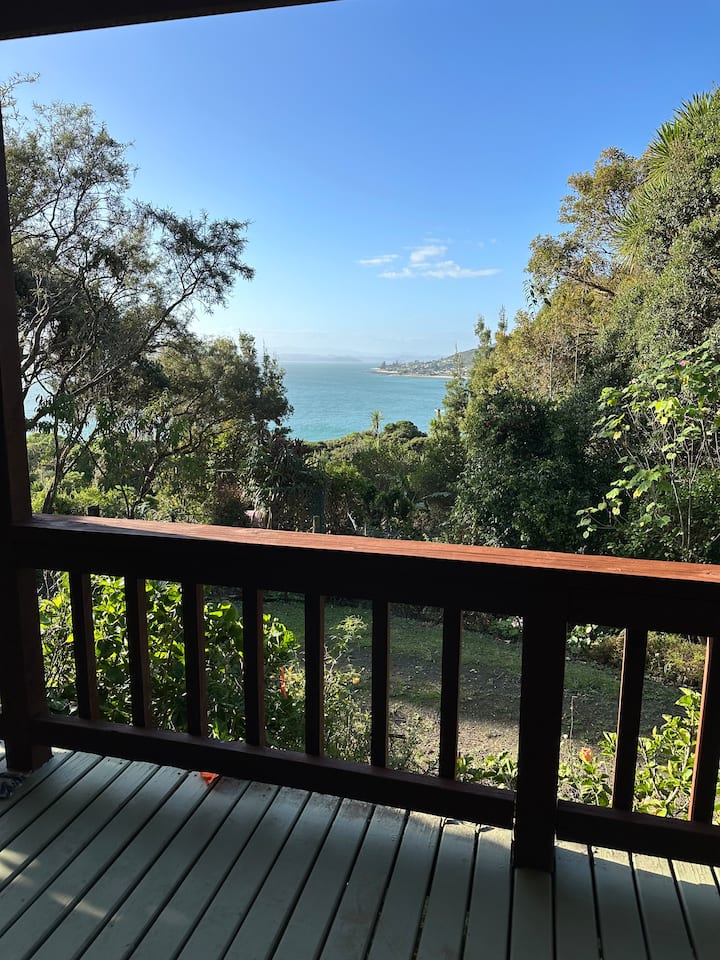 ŌMāpere Family Bach - Ōmāpere