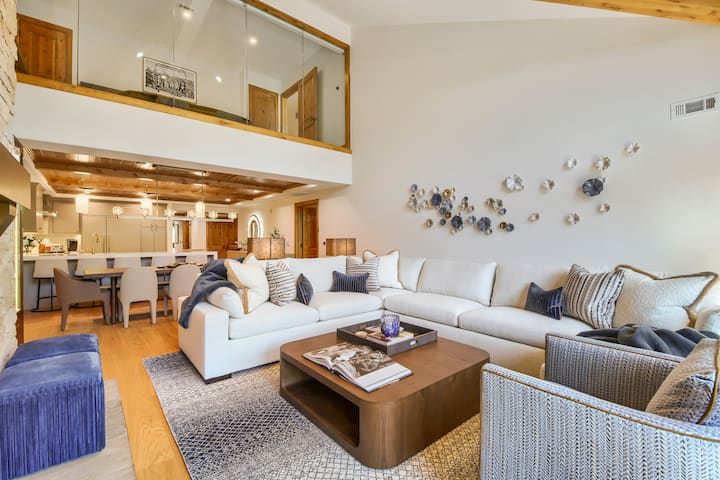 434 S Frontage Rd Vmv #403-vail Village Penthouse - Vail, CO