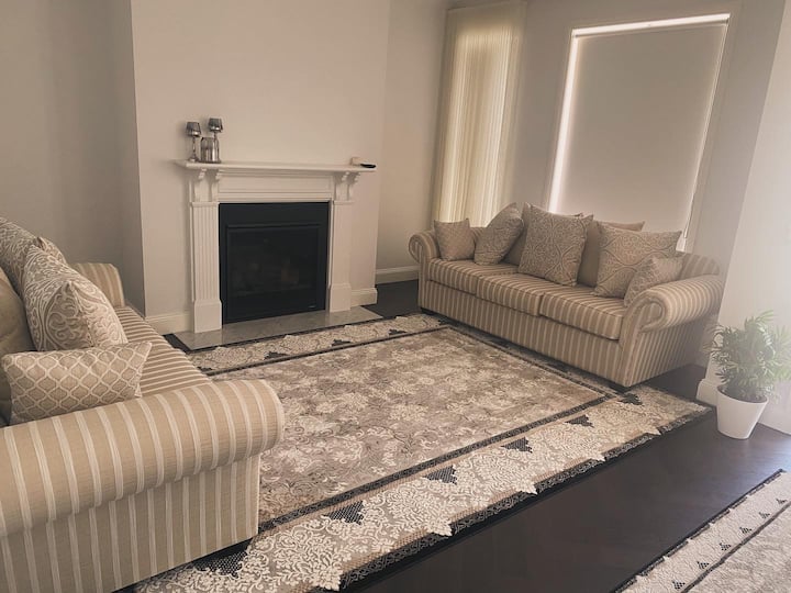 Beautiful Premium Rooms To Rent - Donnybrook