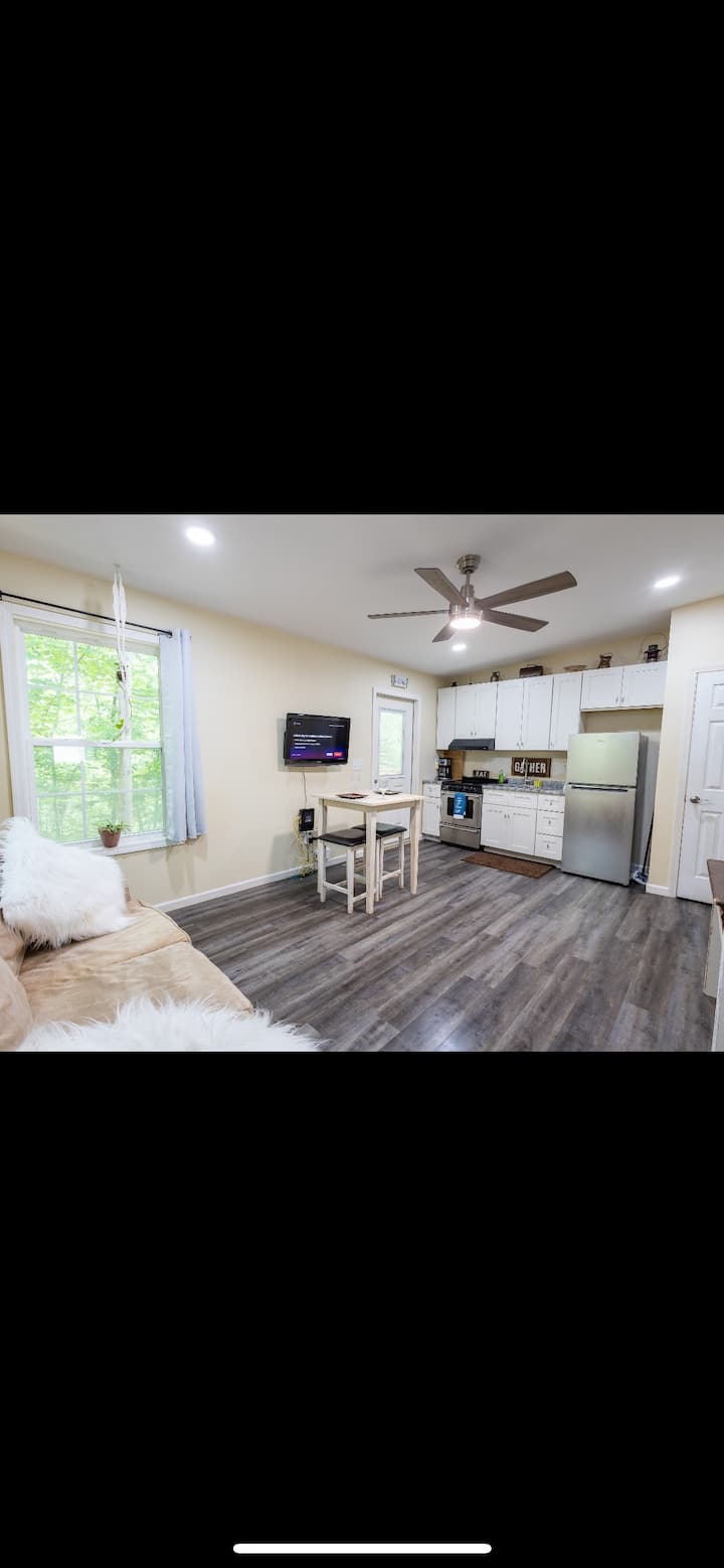 Cute Cottage Getaway! - Dahlonega, GA