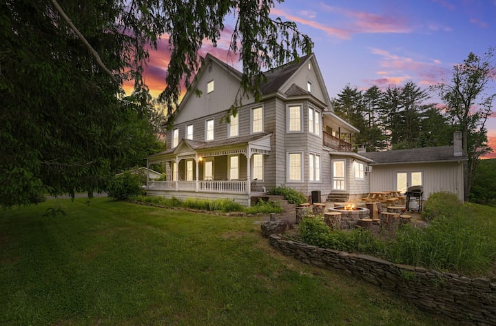 Eagle Manor | Indoor Pool, 7 Acres - State of New York