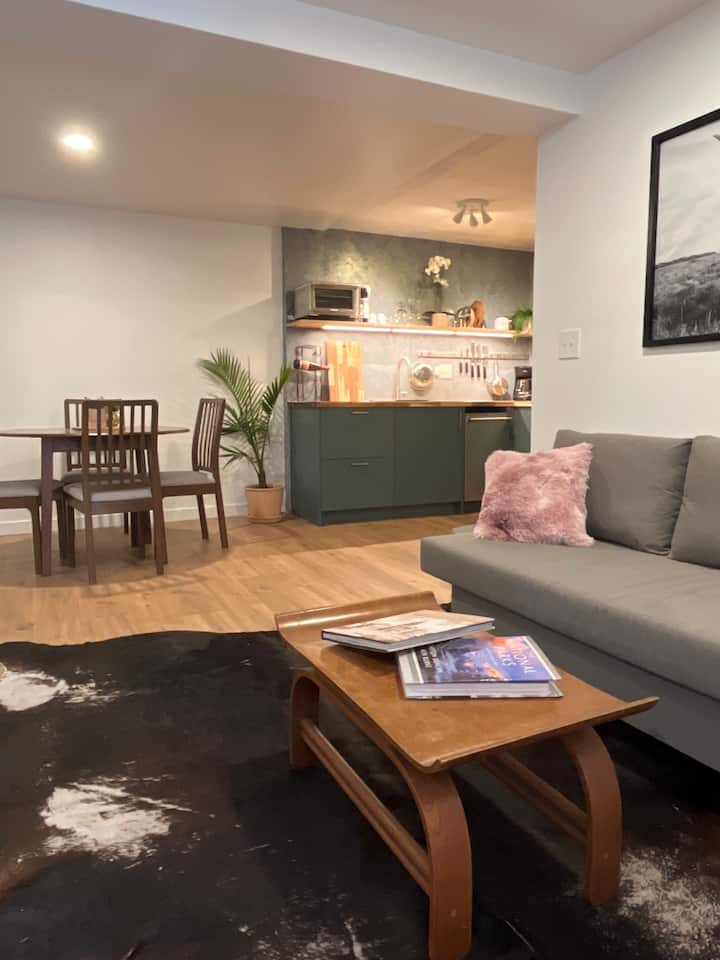 Wonderful Wash Park Getaway - Englewood, CO