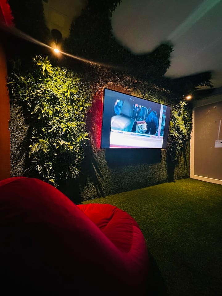 360 Oasis Sensory Room - Market 28 - Cancún