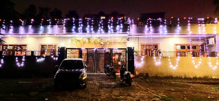 Kaamakhya Homestay - Varanasi
