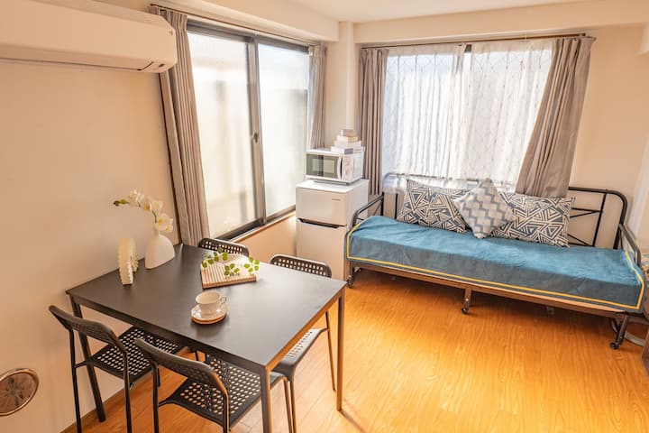 《31》一番近い駅徒歩6分、新宿駅まで地下鉄で10分、四路線の地下鉄と電車利用可能、無料wi-fi - Shinjuku