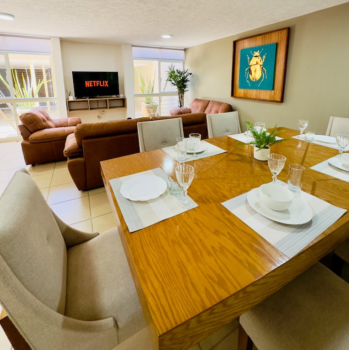3 Habitaciones, Camas King, Planta Baja Y Cochera - Morelia