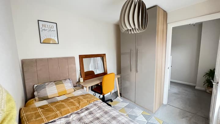 A Single Room In Manchester City Centre For Female - イギリス マンチェスター