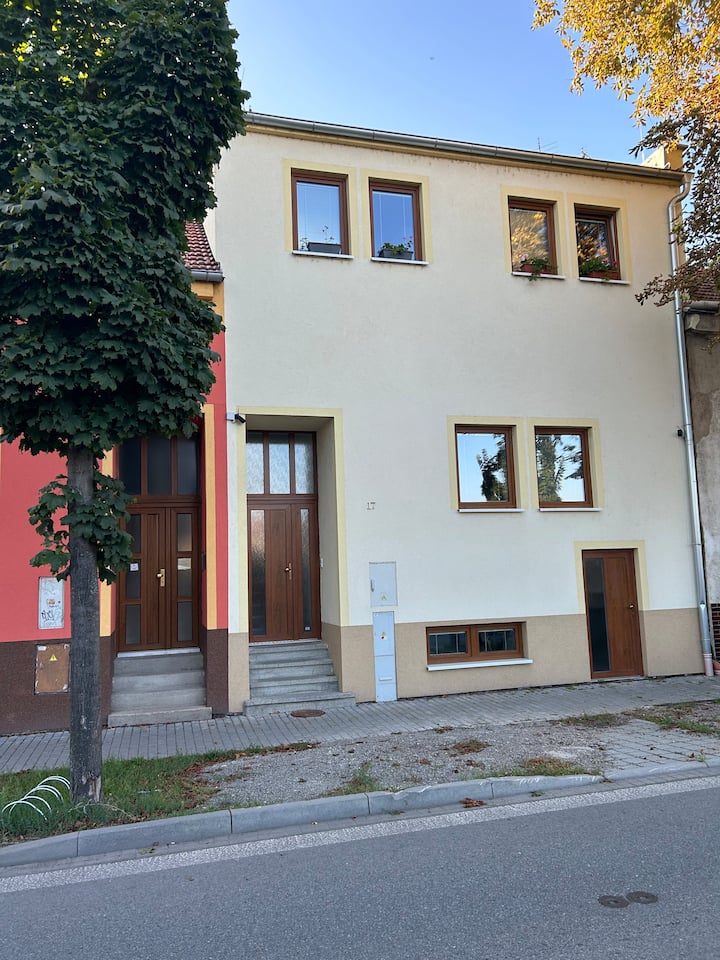 Být S Venkovním Posezenim - Břeclav