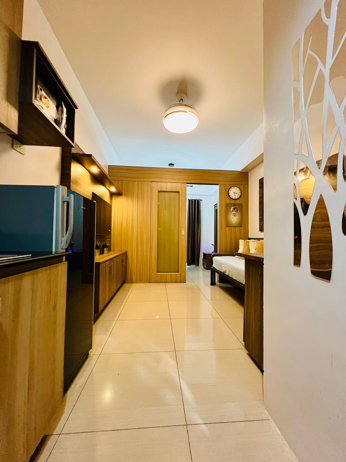 Modern and chic abode - Apartments for Rent in Pasay, Metro Manila, Philippines - Airbnb