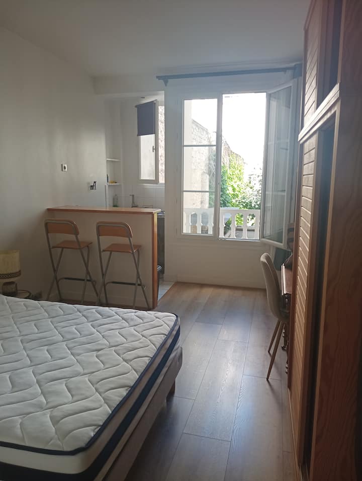 Studio 21 M² Paris 12e - Paris