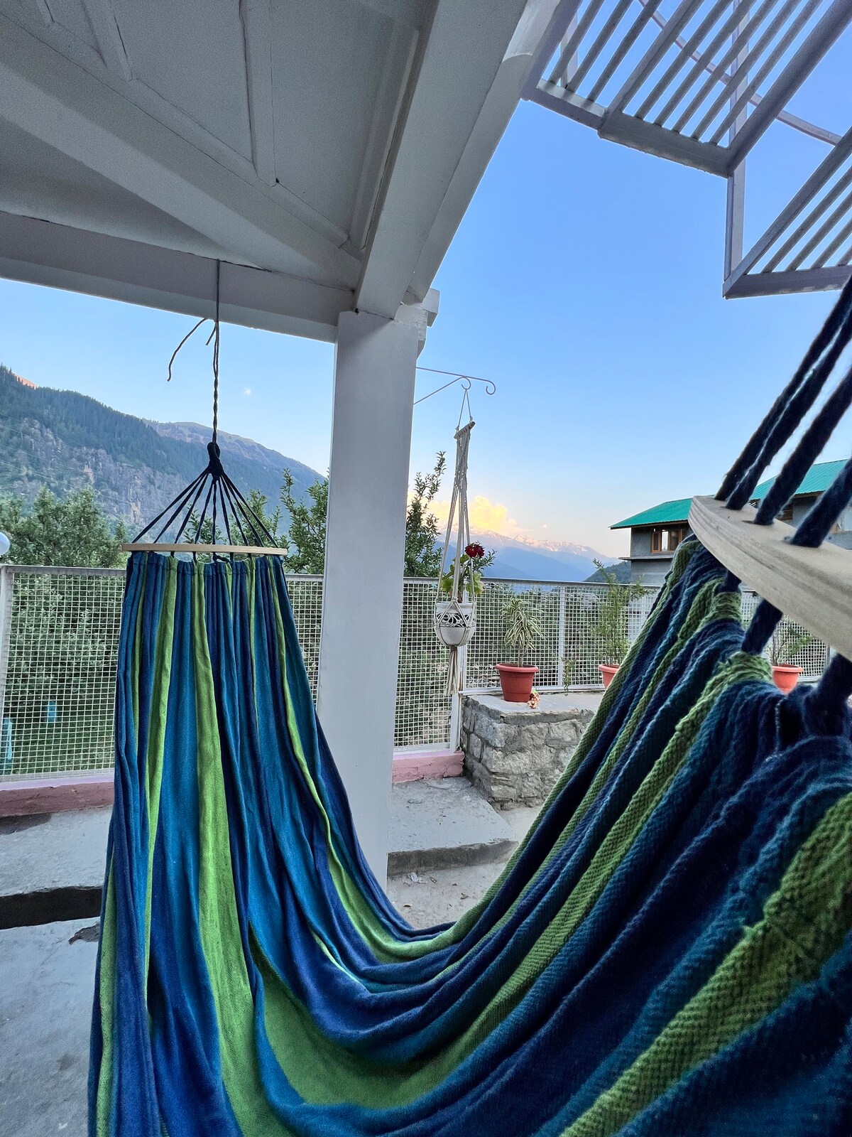 Daddy’s Katkuni : GF Unit - Bed and breakfasts for Rent in Bashisht ...