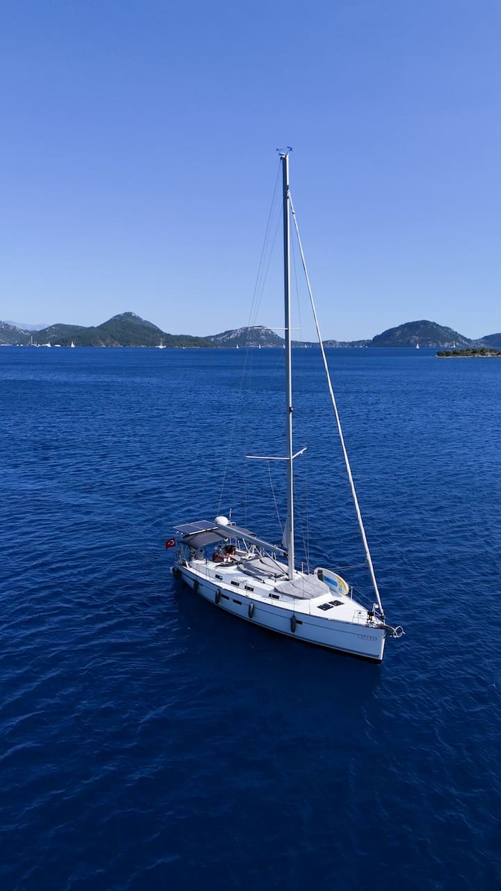 Göcek Yelkenli Tekne Kiralık Bavaria 45 Crusier - Göcek