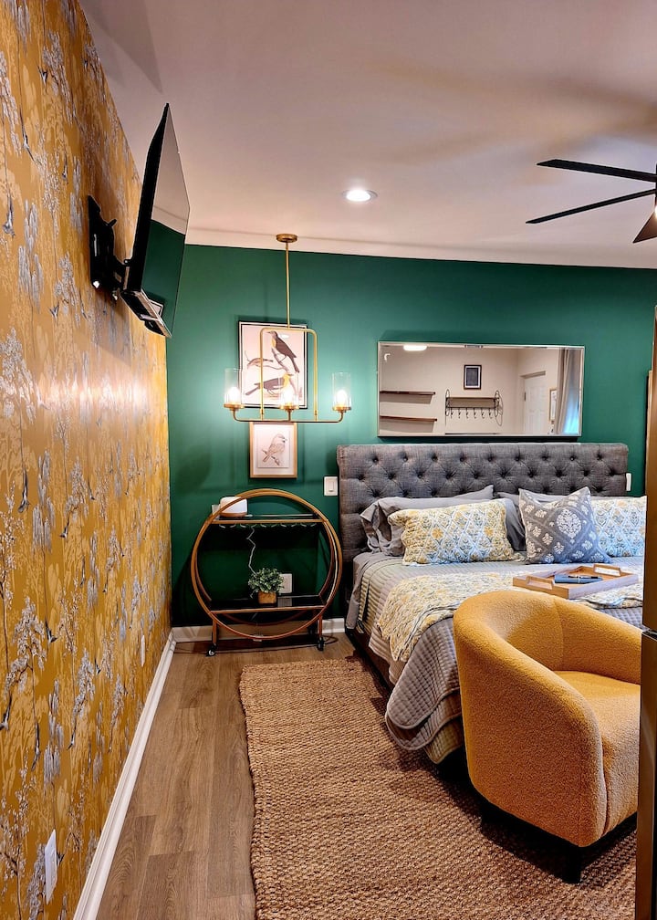 New! Unit 13~ Skyline Drive~ Pet Friendly - Front Royal, VA