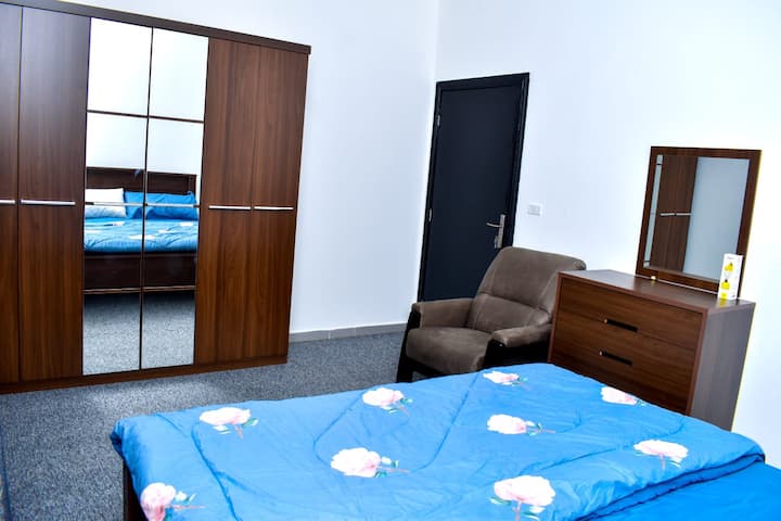 Cozy Luxury Apartment - Monrovia