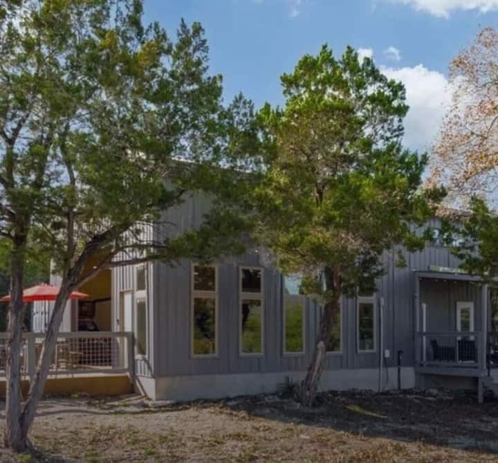 Hill Country Heaven-hot Tub, Spacious, Views - Canyon Lake, TX